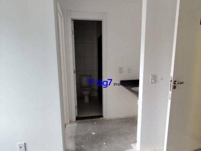 Apartamento com 2 dormitórios no contrapiso!