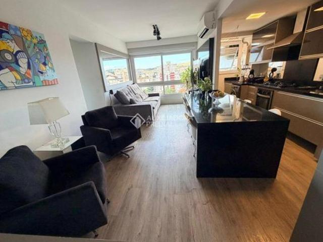 Apartamento com 2 dormitórios mobiliado no Condomínio Supreme