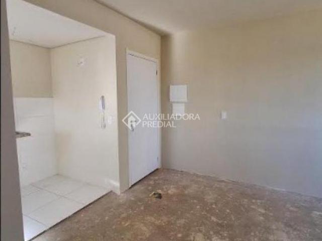 Apartamento com 2 dormitórios no Condominio Sevilla