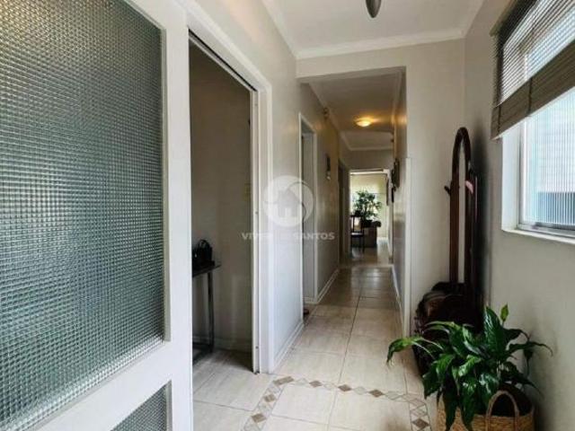 Apartamento com 2 dormitórios no Gonzaga em Santos