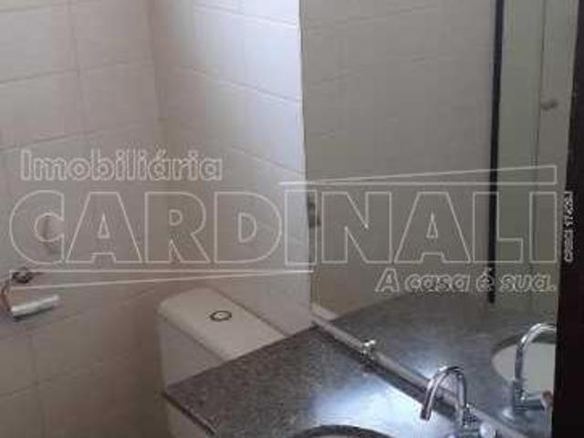 Apartamento com 2 dormitórios no Jardim Paulistano próximo ao Parque do Kartódromo em São Carlos