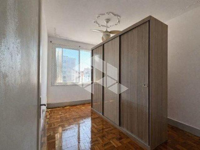 Apartamento com 2 dormitórios no Menino Deus com 79,40m²