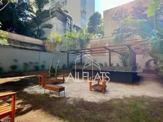 Apartamento com 2 dormitórios para alugar, 55 m² no Jardins São Paulo/SP
