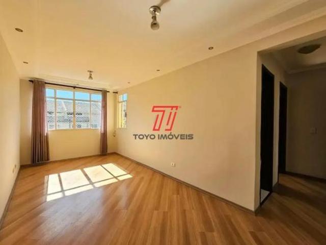 Apartamento com 2 dormitórios para alugar com 60,74m² no Ed. Anali, bairro Portão