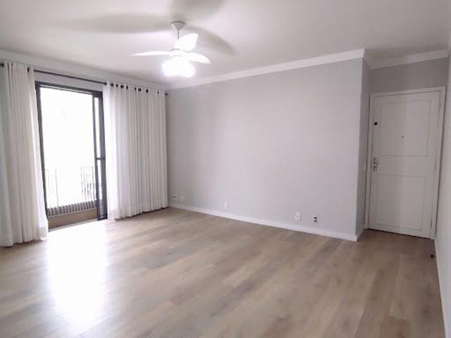 Apartamento com 2 dormitórios para alugar Gonzaga Santos/SP