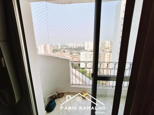 Apartamento com 2 dormitórios, para venda no Jardim Marajoara
