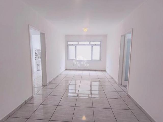 Apartamento com 2 dormitórios, reformado à Venda, Bairro Floresta, Porto Alegre
