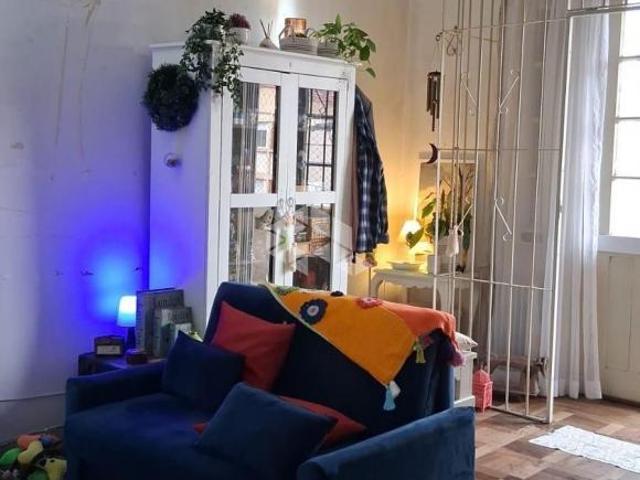 Apartamento com 2 dormitórios, sacada, 105,65m² de área privativa, no bairro Rio Branco POA/RS