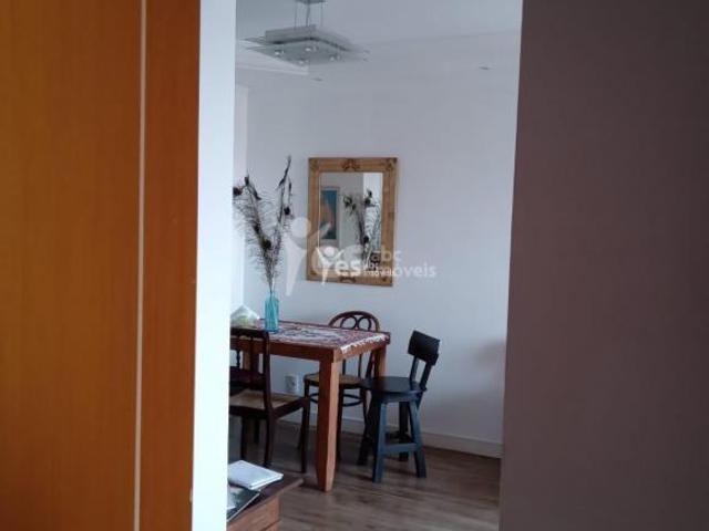 Apartamento com 2 dormitórios, sala com varanda no Casa Branca, Santo André/SP