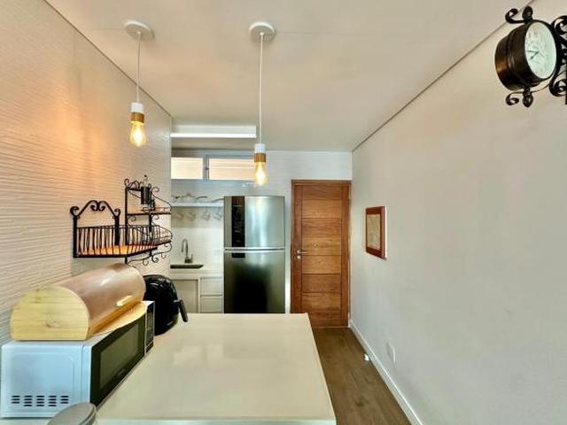 Apartamento com 2 dormitórios sendo 1 suíte à venda, 55 m² por R$ 460.000 Pitangueiras Guarujá/S