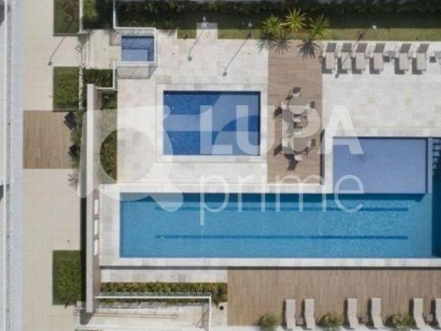 Apartamento com 2 dormitórios sendo 1 suíte á venda na Barra Funda