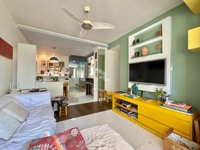 Apartamento com 2 dormitórios, sendo 1 suíte e 1 vaga no PÁTEO LINDOIA