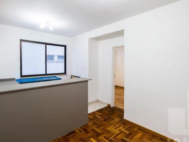 Apartamento com 2 dormitórios sendo 1 suíte e 1 vaga Santa Cecília