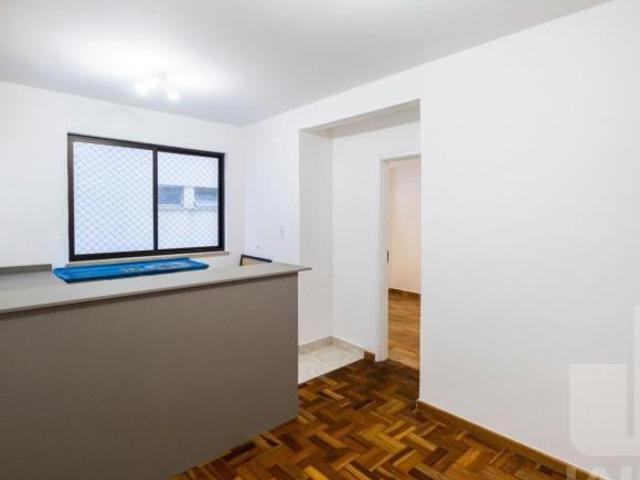 Apartamento com 2 dormitórios sendo 1 suíte e 1 vaga Santa Cecília