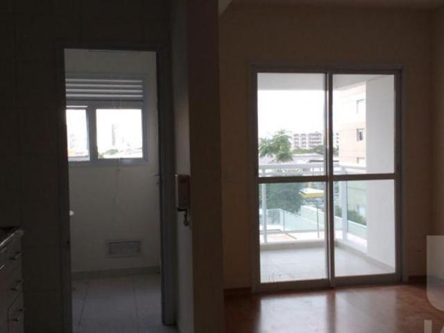 Apartamento com 2 dormitórios sendo 1 suíte e vaga, próximo ao Fórum trabalhista Barra Funda