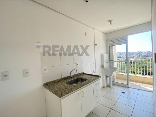 Apartamento com 2 dormitórios, sendo 1 suíte para locação, 59m² Centro