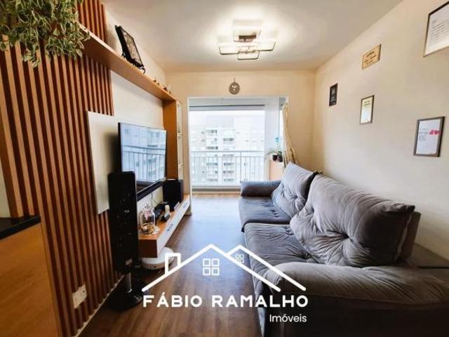 Apartamento com 2 dormitórios, suíte, e vaga de garagem, para venda no Jardim Marajoara