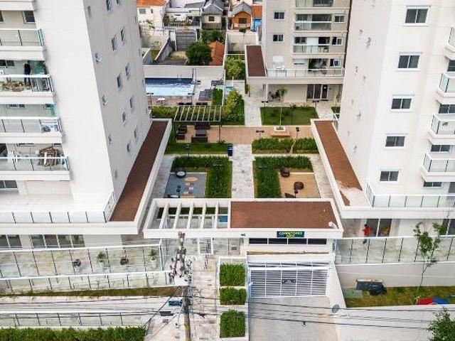 Apartamento com 2 dormitórios, suíte e 1 vaga de garagem na Vila Prudente