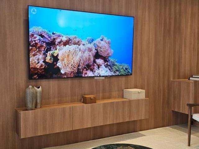Apartamento com 2 dormitórios suíte, sala 02 ambientes com varanda e área de la