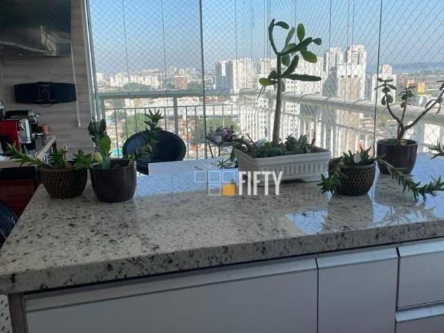 Apartamento com 2 dormitórios/1 Suíte com Closet + Escritório/Varanda Gourmet com Churrasqueira à ve