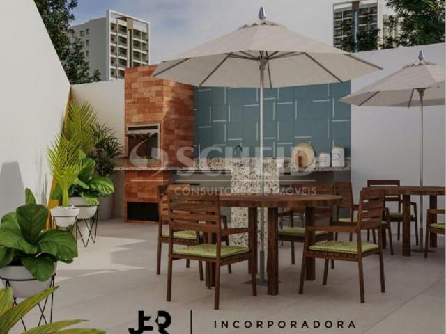 Apartamento com 2 dorms e terraço à venda próximo ao Aeroporto