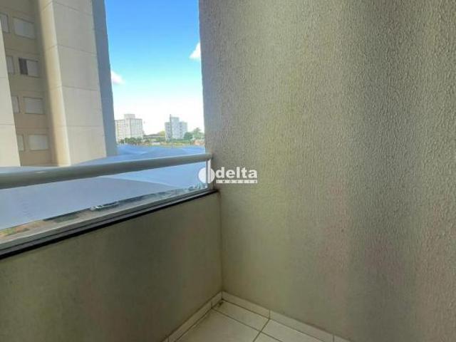Apartamento com 2 quarto sendo 1 suíte disponível para locação no bairro Jardim Europa em Uberlândi