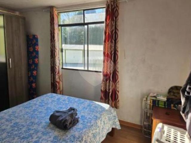 Apartamento com 2 quartos à venda em Campo Comprido PR