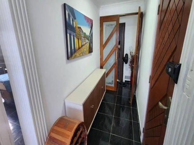Apartamento com 2 quartos, Maracanã, Praia Grande R$ 489 mil