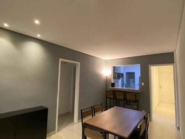 Apartamento com 2 quartos Mobiliado na Quadra da Praia do Boqueirão em Santos / SP