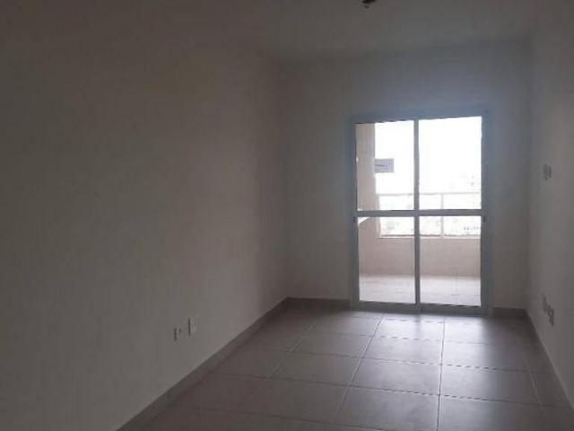 Apartamento com 2 quartos na Aviação em Praia Grande/SP