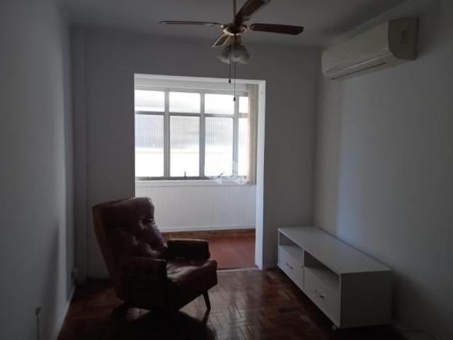 Apartamento com 2 quartos na Cidade baixa em Porto Alegre