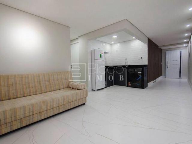 APARTAMENTO COM 2 QUARTOS NA CLN 116