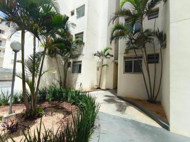 Apartamento com 2 quartos na Lituânia prédio com elevador