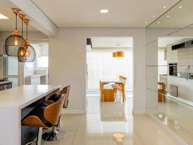 Apartamento com 2 quartos na Rua Joaquim Távora