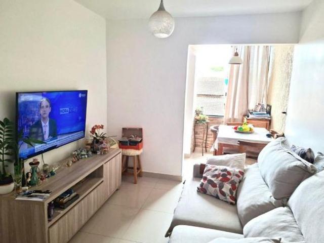 Apartamento com 2 quartos NASCENTE, PRIMEIRO ANDAR e ACEITA PERMUTA EM CASA NO GUARA, FINANCIA