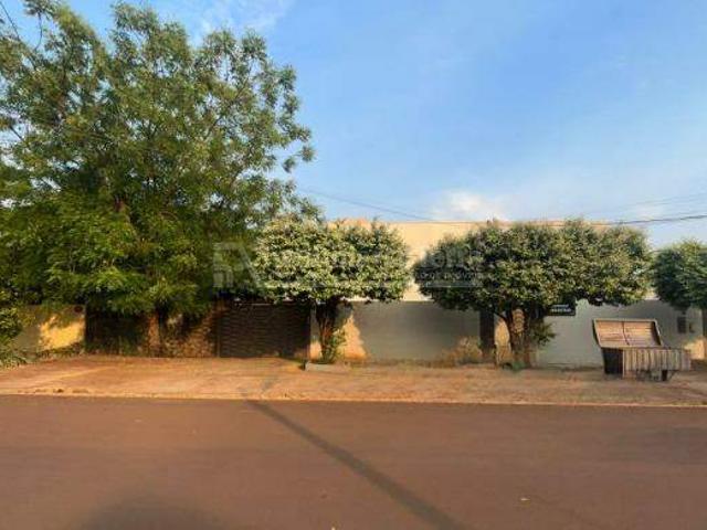 Apartamento com 2 quartos no Altos Do Indaiá em Dourados/MS