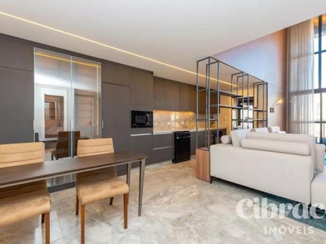 Apartamento com 2 quartos no bairro Batel, próximo a Praça do Japão