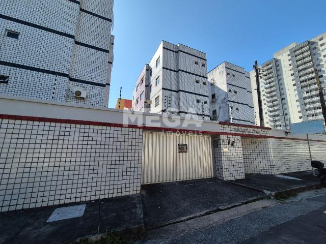 Apartamento com 2 quartos no bairro Benfica em Fortaleza, CE
