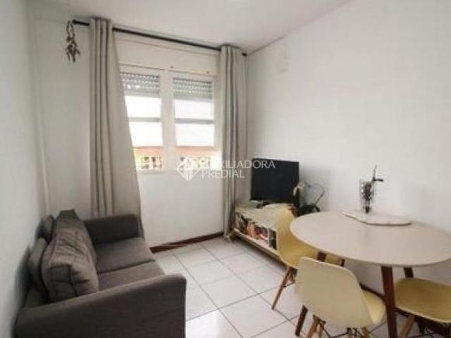 Apartamento com 2 quartos no bairro Camaquã