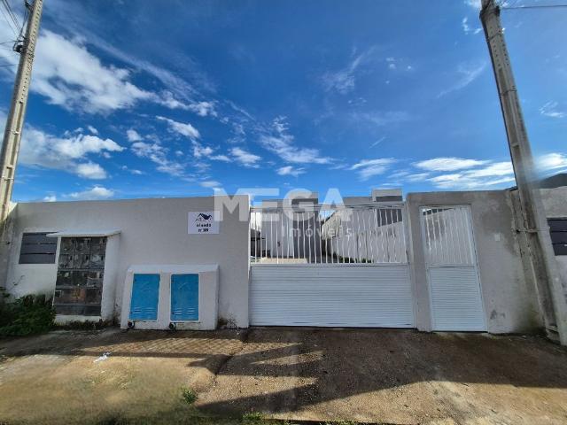 Apartamento com 2 quartos no bairro Caracanga em Itaitinga, CE