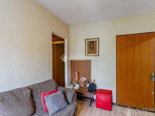 Apartamento com 2 quartos no bairro Cavalhada
