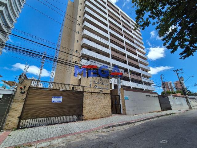 Apartamento com 2 quartos no bairro Centro em Fortaleza, CE