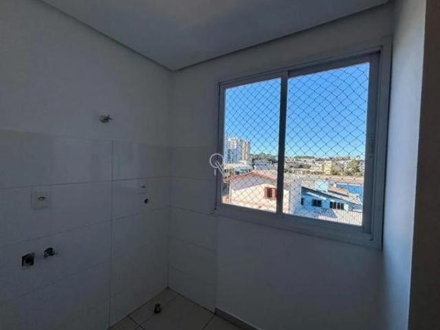 Apartamento com 2 quartos no bairro De Lazzer