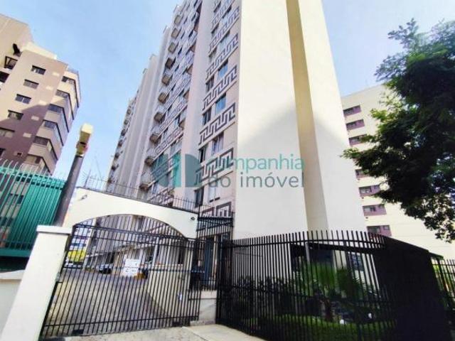 Apartamento com 2 Quartos no Centro Cívico