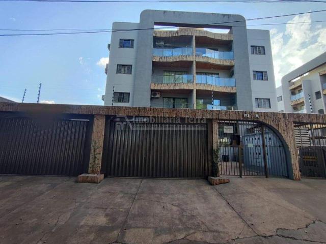 Apartamento com 2 quartos no Centro em Dourados/MS