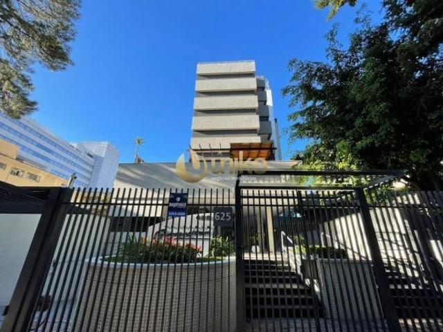 Apartamento com 2 Quartos no Edifício Cosmopolitan