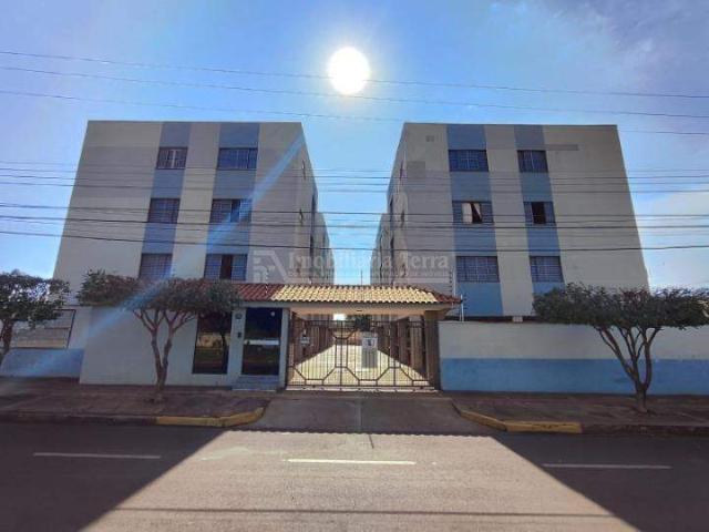 Apartamento com 2 quartos no Jardim América em Dourados/MS