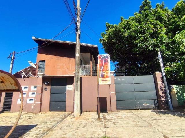 Apartamento com 2 quartos no Jardim Itália em Dourados/MS