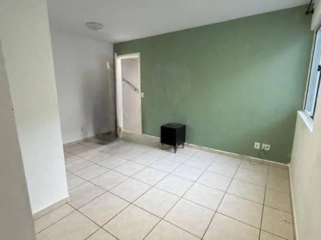 Apartamento com 2 Quartos no Santa Candida R$181 mil
