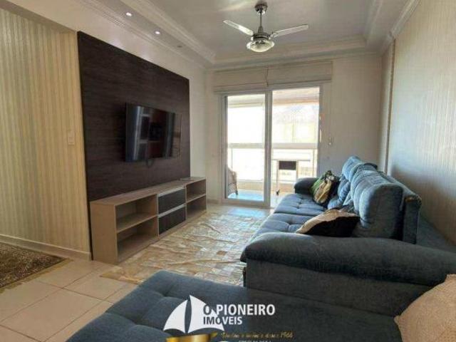 Apartamento com 2 quartos a 20m da praia